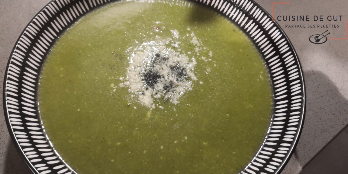Velouté de navet-rave, racine et feuilles – CUISINE DE GUT