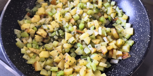 Sole, poêlée de pommes de terre céleri et persillade – CUISINE DE GUT